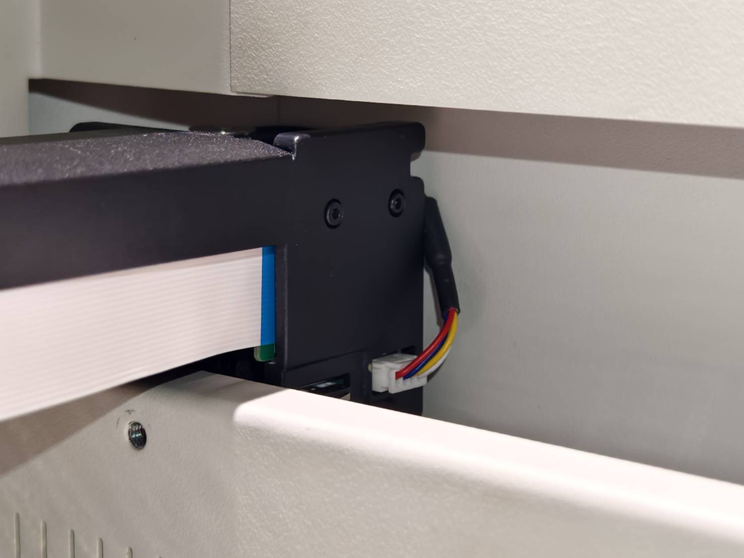 Ador - X-axis Board Replacement – FLUX Help Center